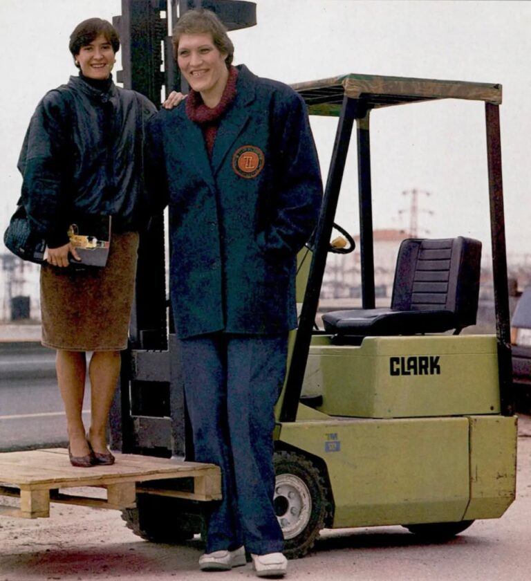 Falleció a los 74 años Uliana Semenova, la jugadora rusa de 210 ...